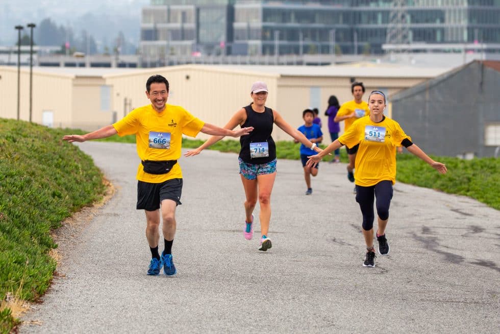 Airport Runway Run - Hiller Aviation Museum